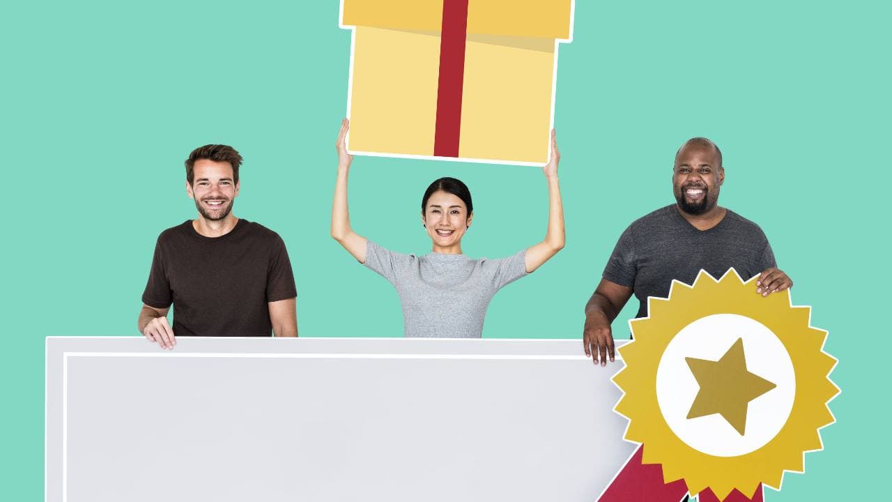 Employee Rewards & Recognition Examples: What Really Works